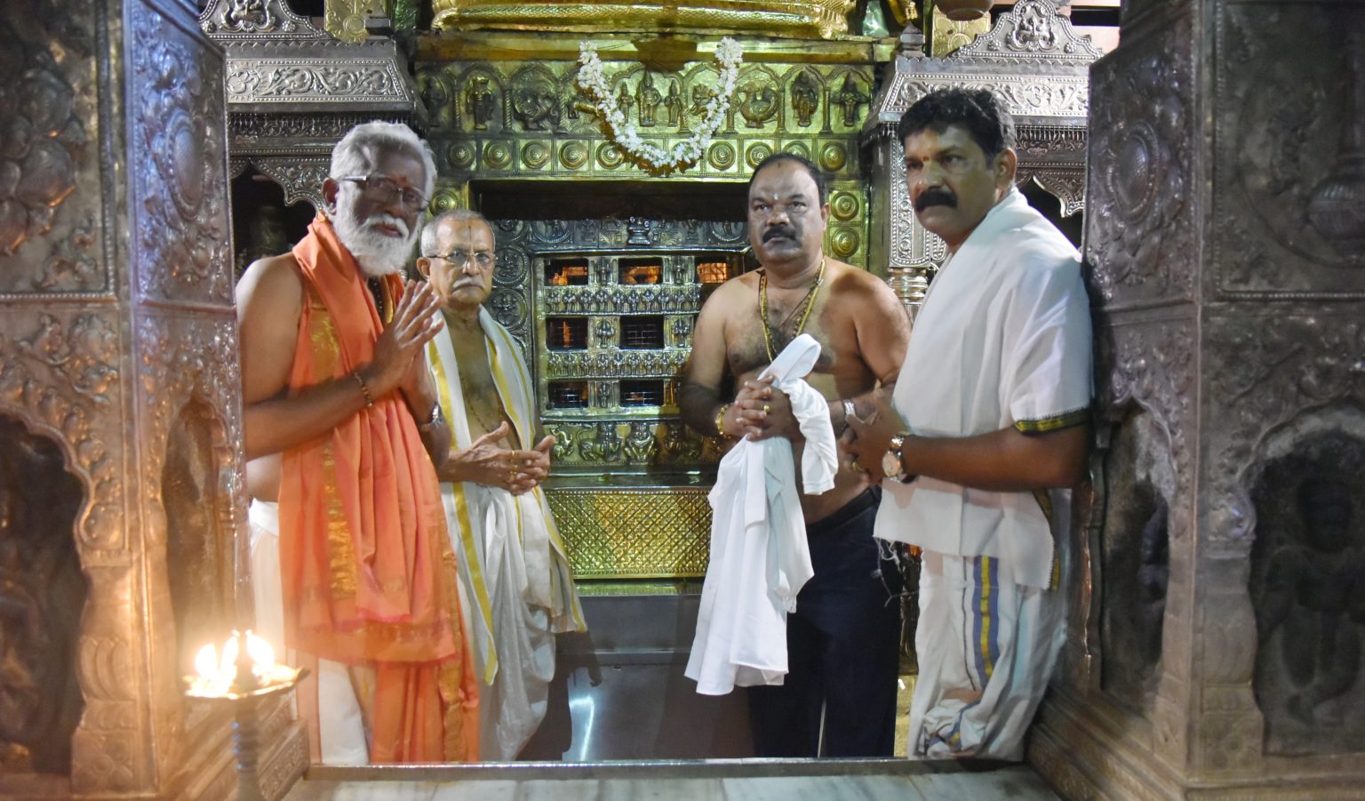 Kummanam Rajasekharan visits Udupi Sri Krishna Matha - The Canara Post