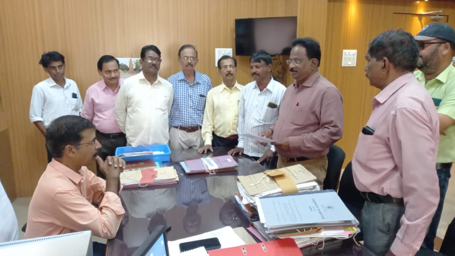 Karwar: Activists want flyover near DC's office to be named after Major ...