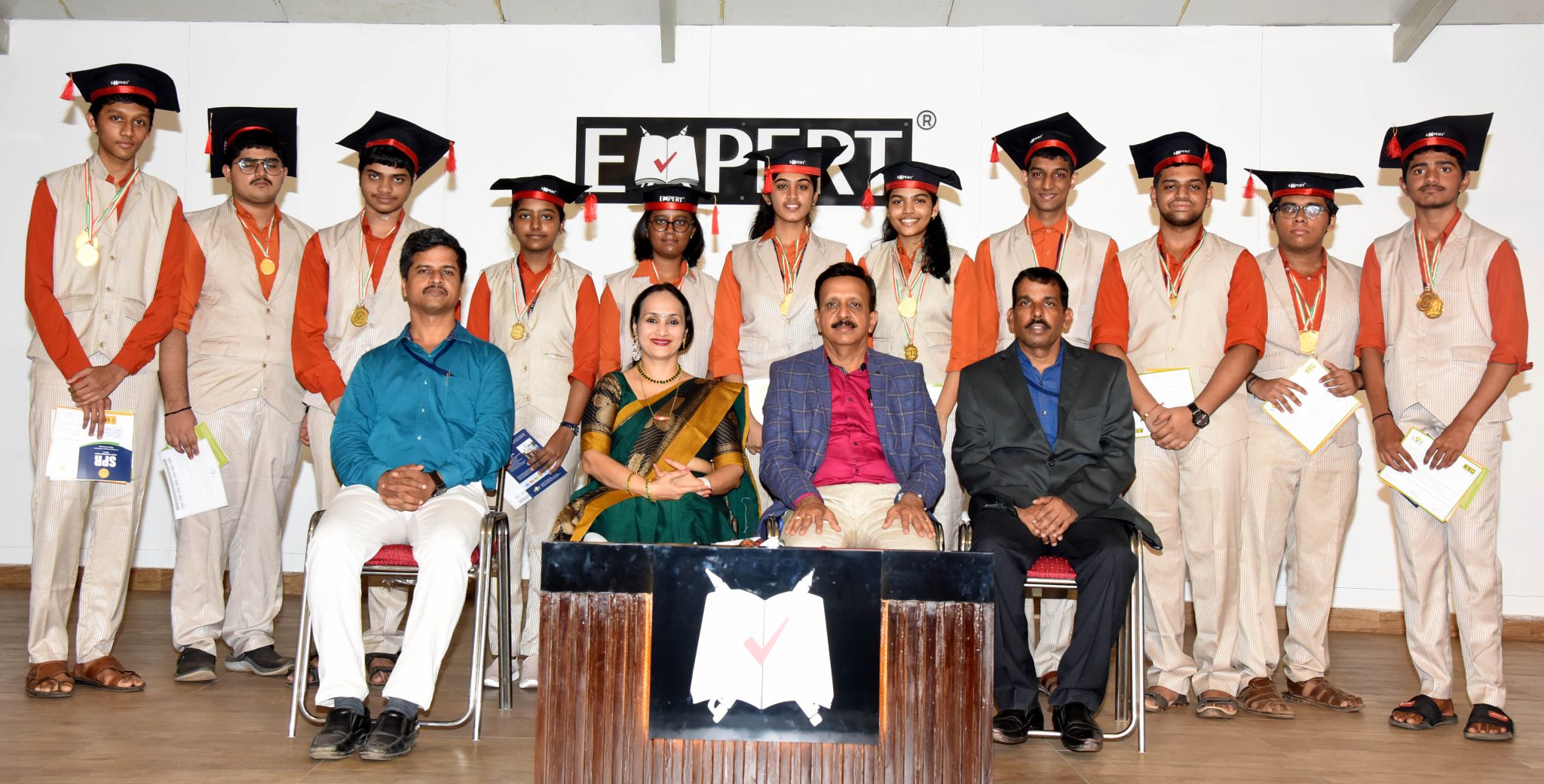 Expert PU College Celebrates Graduation Day - The Canara Post