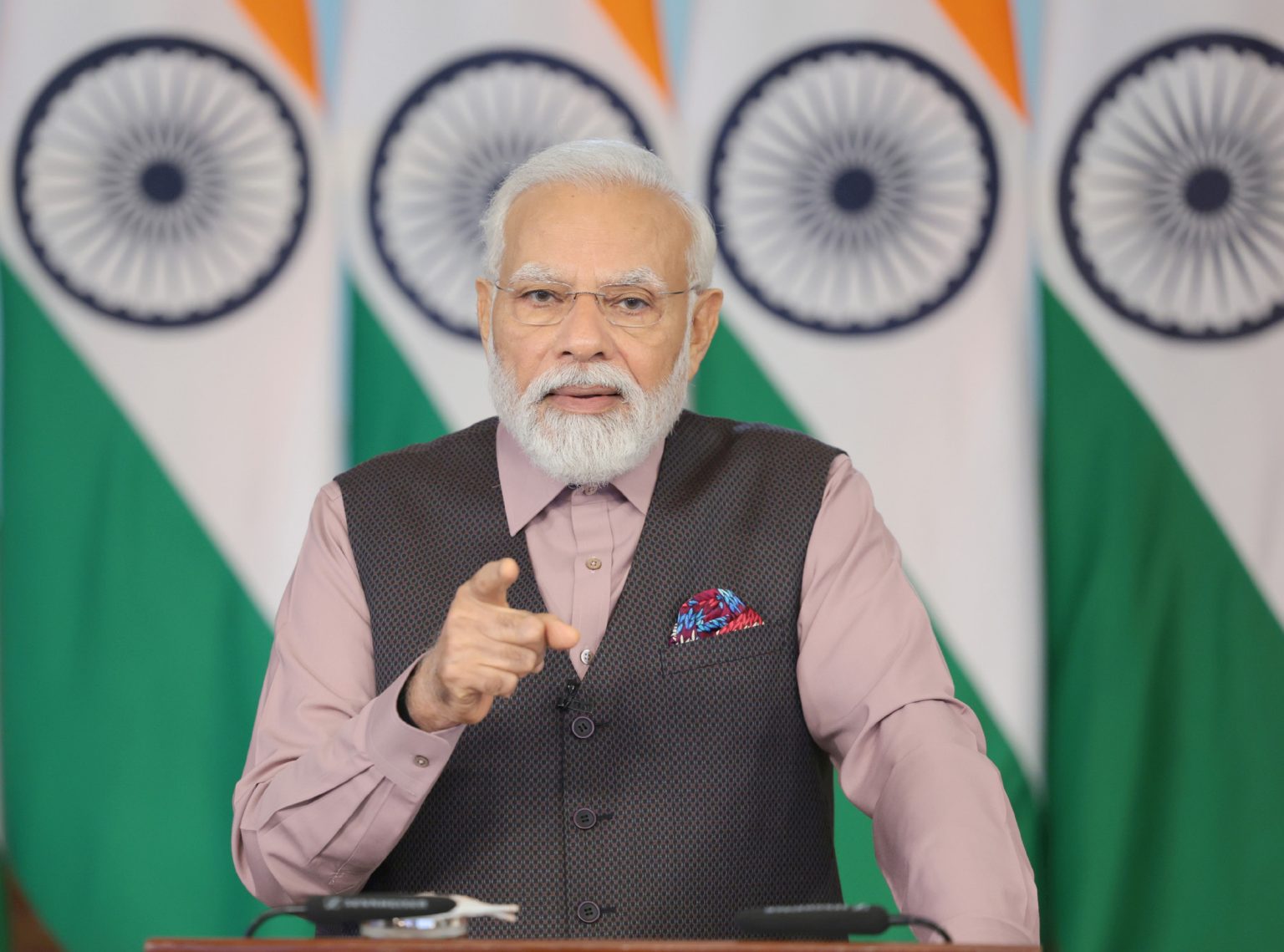 PM lays foundation stone for redevelopment of 508 Railway Stations - The Canara Post