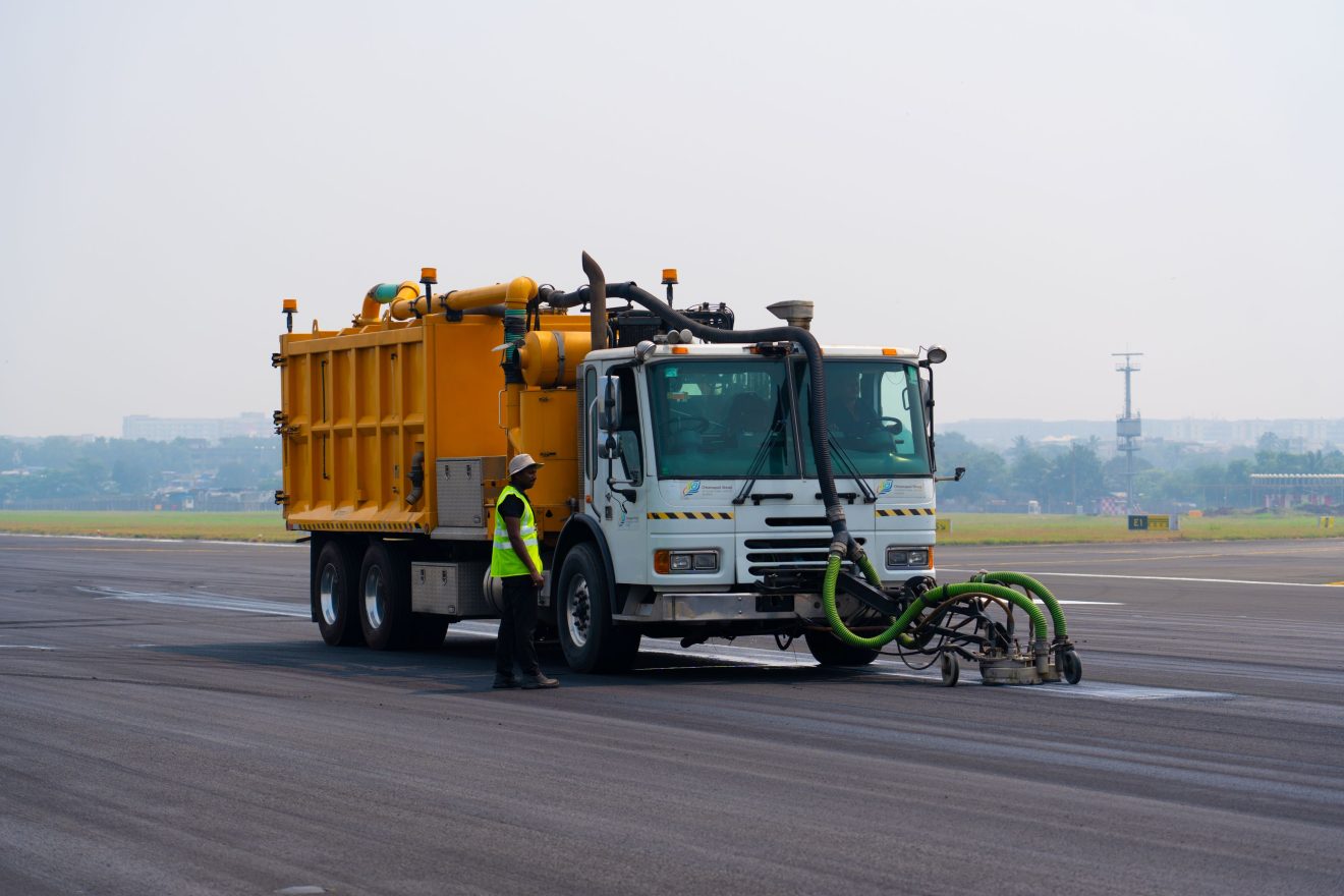 Mumbai International Airport successfully concludes post-monsoon runway ...
