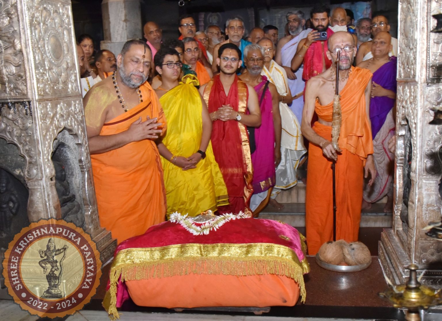 Sri Subudhendra Tirtha Swamiji visits Udupi Sri Krishna Matha - The ...