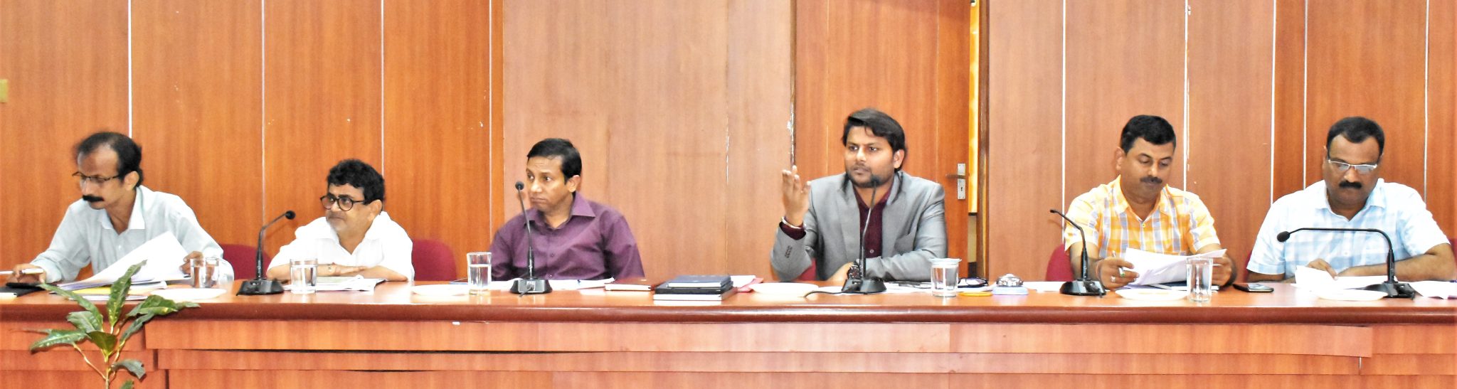 Karwar: Zilla Panchayat CEO Steers Monthly Progress Meeting - The ...